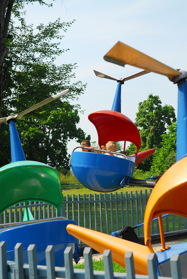 Helicopters kiddie ride | GOTL Summer Fun Heritage Trail